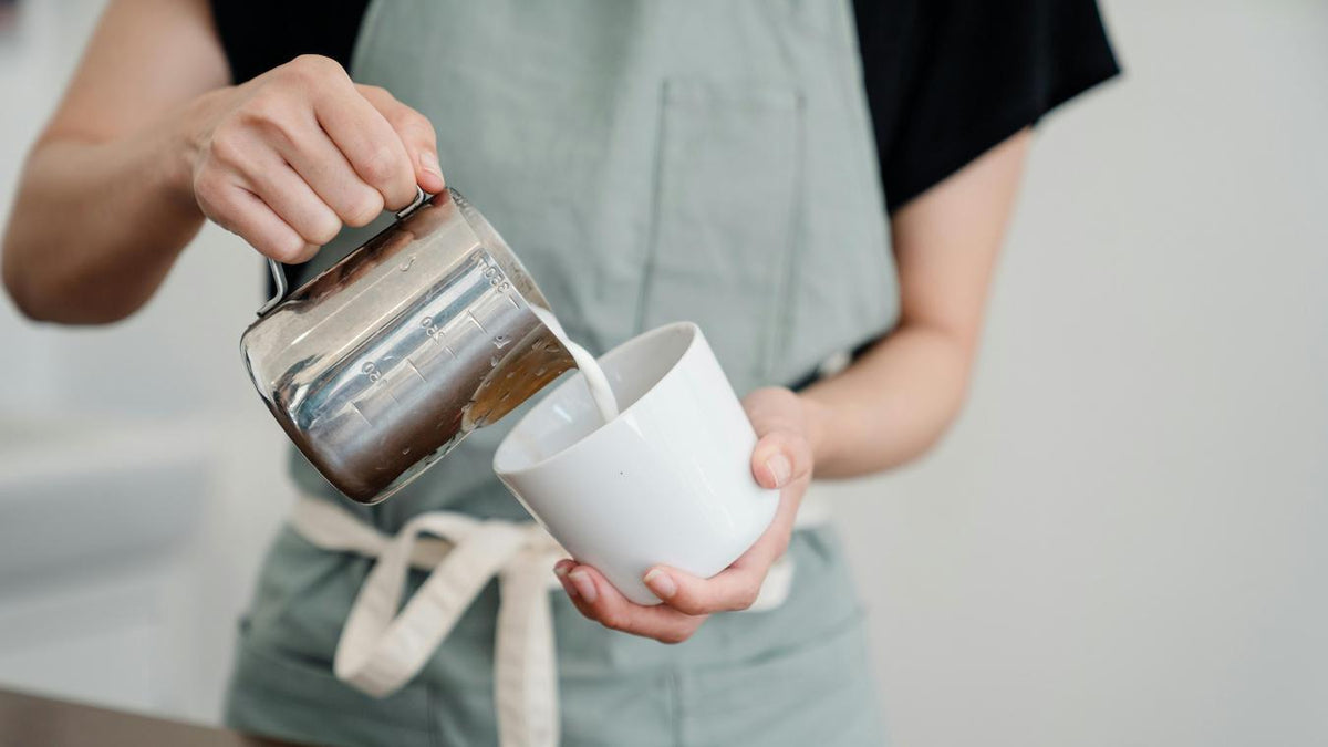 How to heat milk for chocolate: 4 ways – Mindful Nutrition